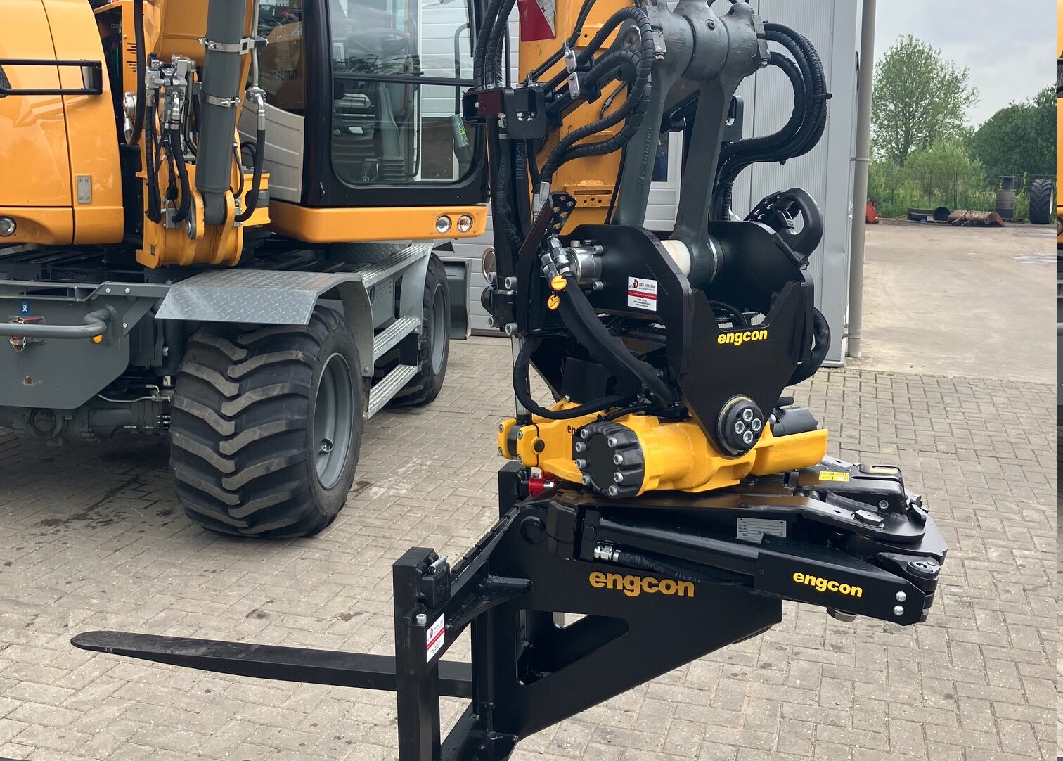 Engcon - Dirk van Dam